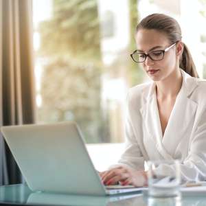 Digitales bAV- & bKV-Portal bAV-Online & Login | FirmenOnline